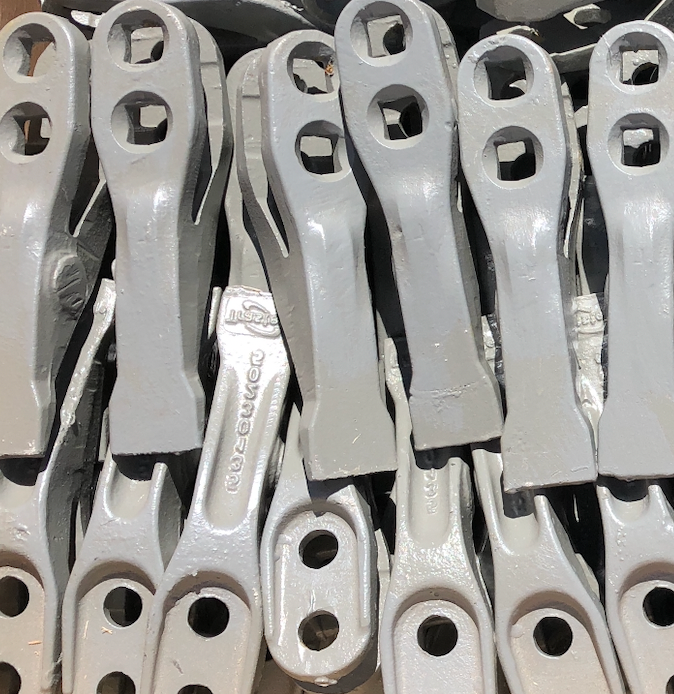 Syrc | DIENTE TRASTEEL ELITE JCB CENTRAL